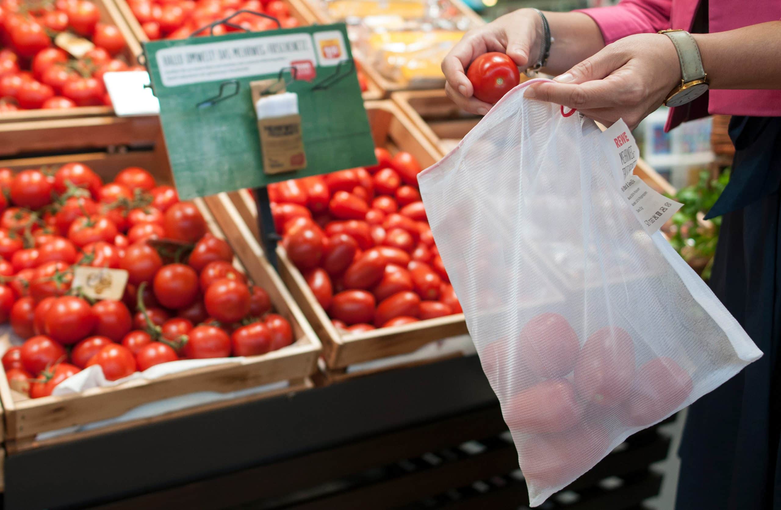 REWE packt Bio-Obst und Gemüse aus: Verzicht auf Verpackungen – da, wo ...