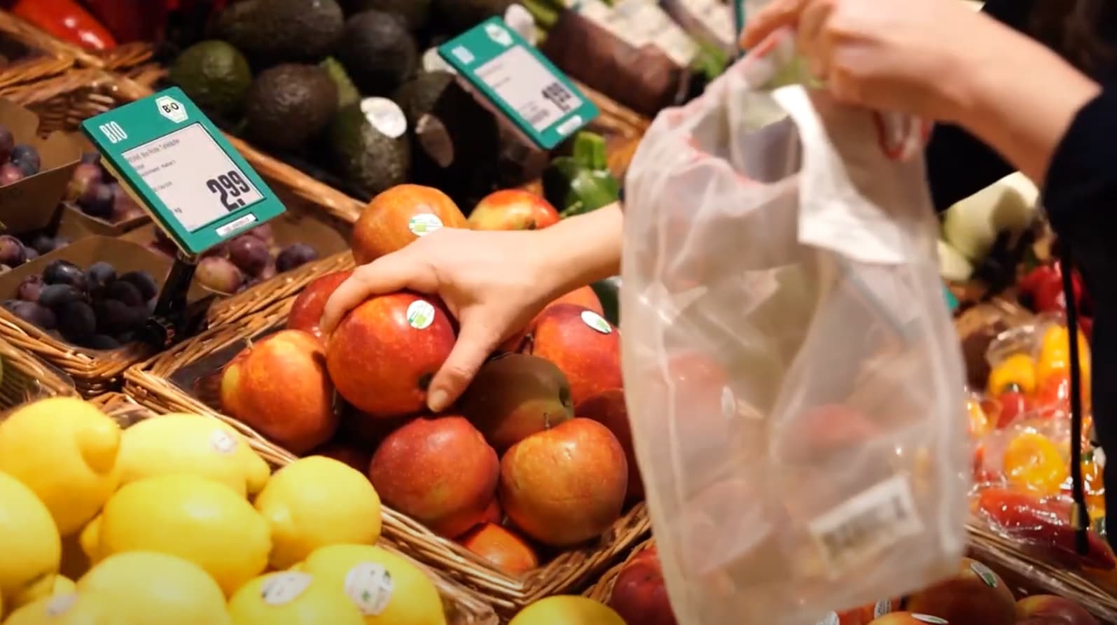 REWE packt Bio-Obst und Gemüse aus: Verzicht auf Verpackungen – da, wo ...