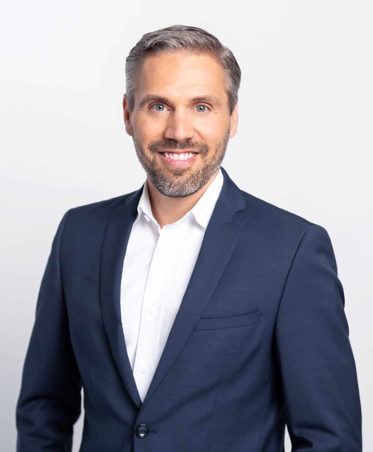 Veränderung im Executive Board der DERTOUR Group: Patrick Lambertz ...